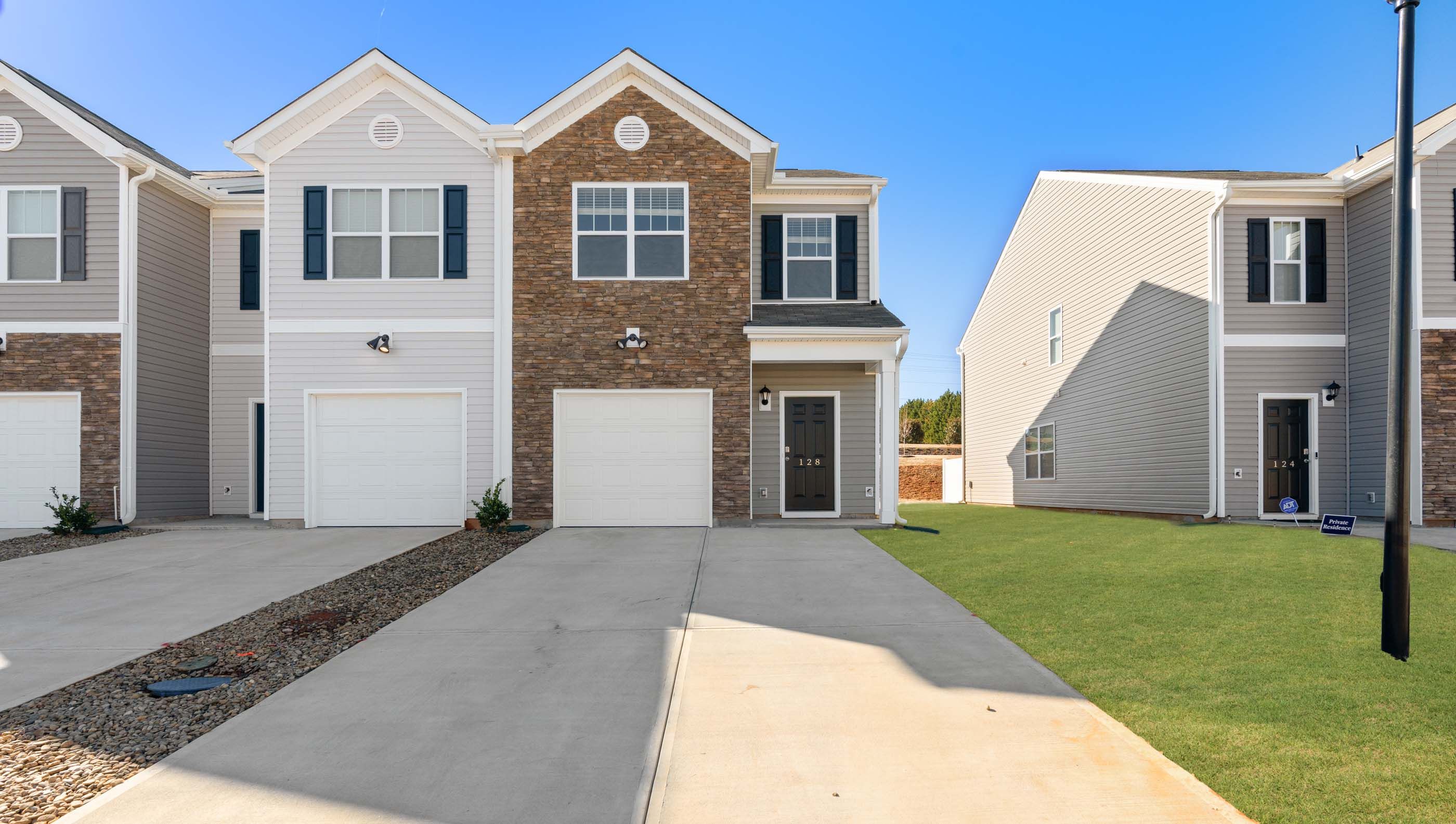 Brookside Ridge Townhomes en Greer, SC. Casas Nuevas y Planos de ...