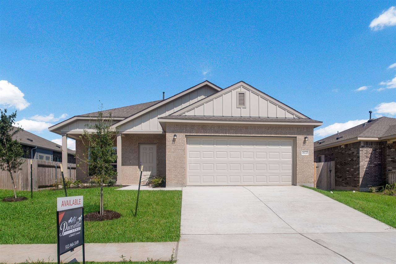 Village at Manor Commons in Manor, TX | New Homes by Pacesetter Homes Texas
