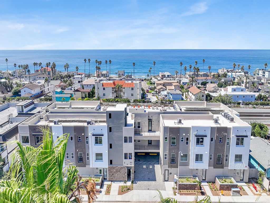 The Breakers in Oceanside, CA | New Homes by Hallmark Communities